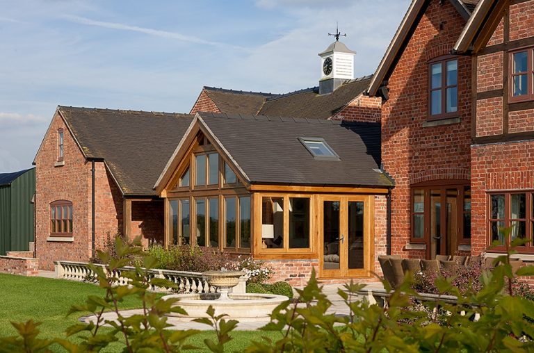 Oak Building Process | FAQ | English Heritage Buildings