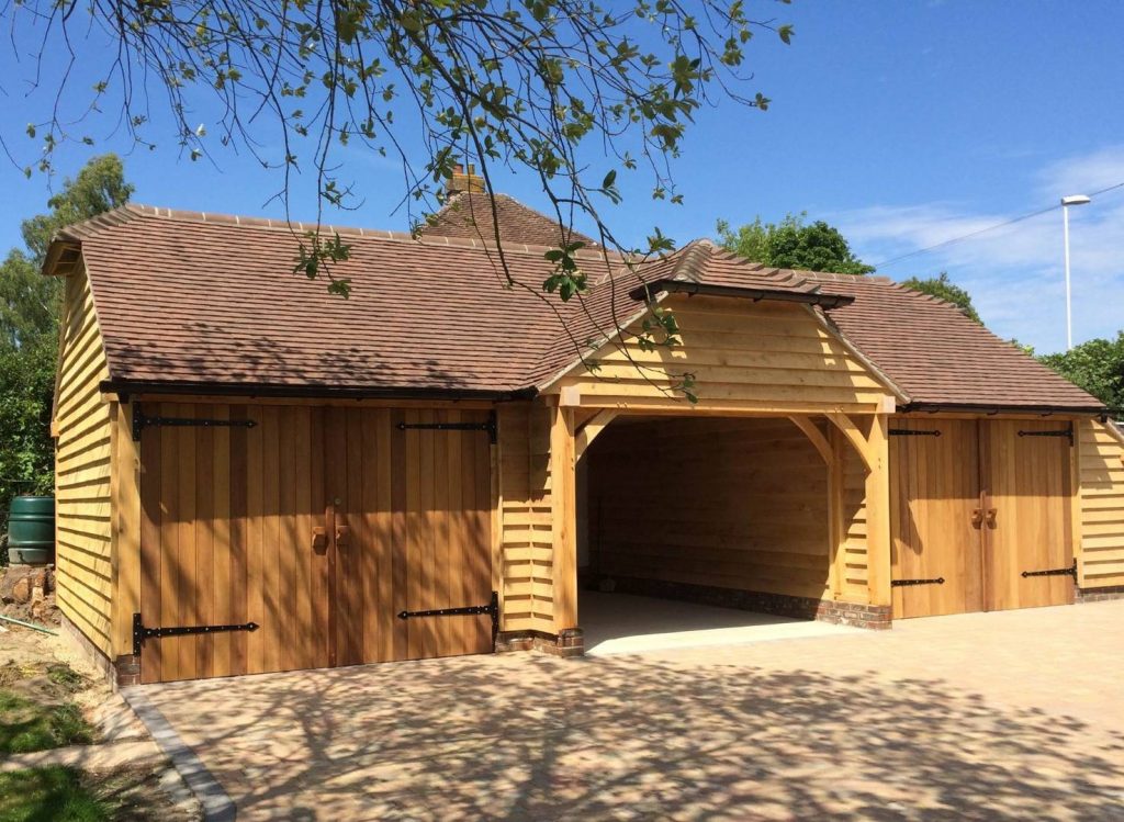3-Bay Oak Framed Garages | English Heritage Buildings