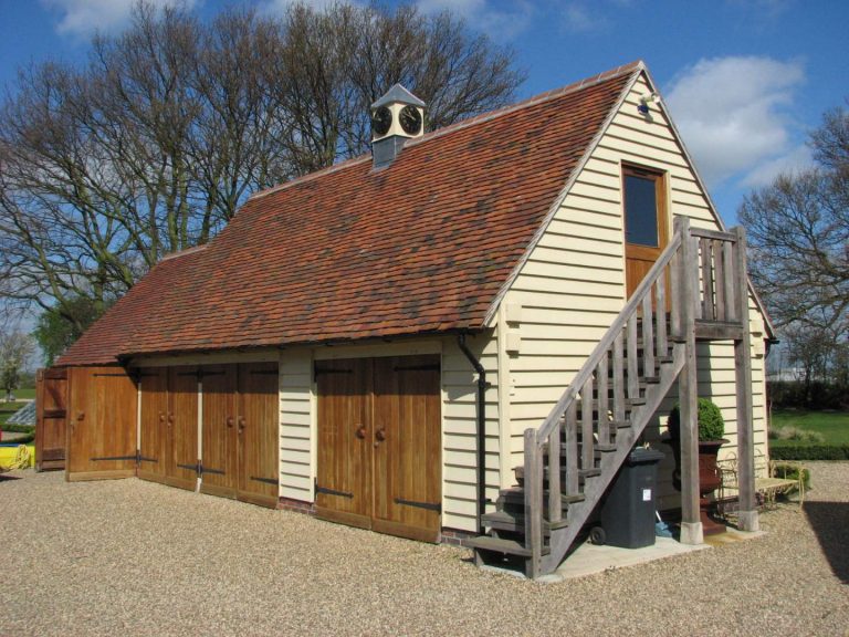 Traditional Oak Frame Garages Built in the UK | English Heritage buildings