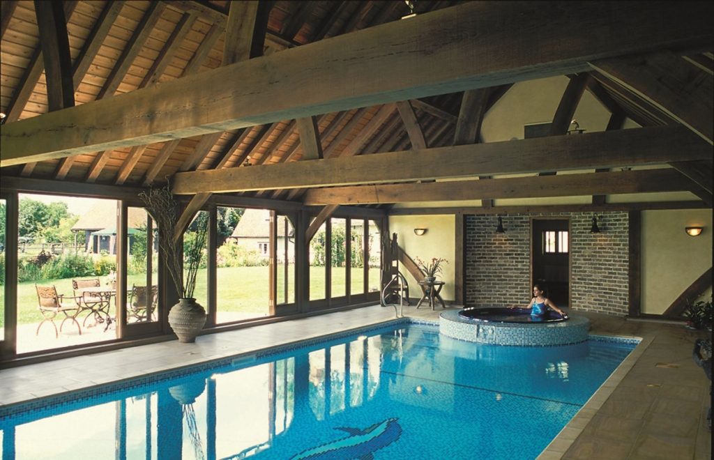 Home Leisure Buildings Built With Hand-Crafted Oak Frames | EHB